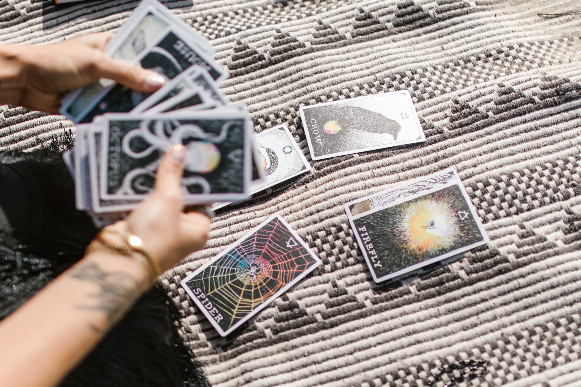 Nebula Review 2023: Tarot Readings, Experience, Reviews & Prices ...